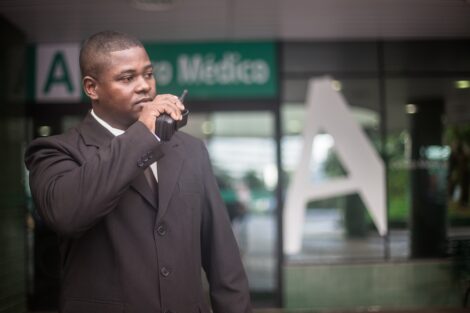 Concierge – einfach erklärt | Securityszene.de Sicherheitslexikon