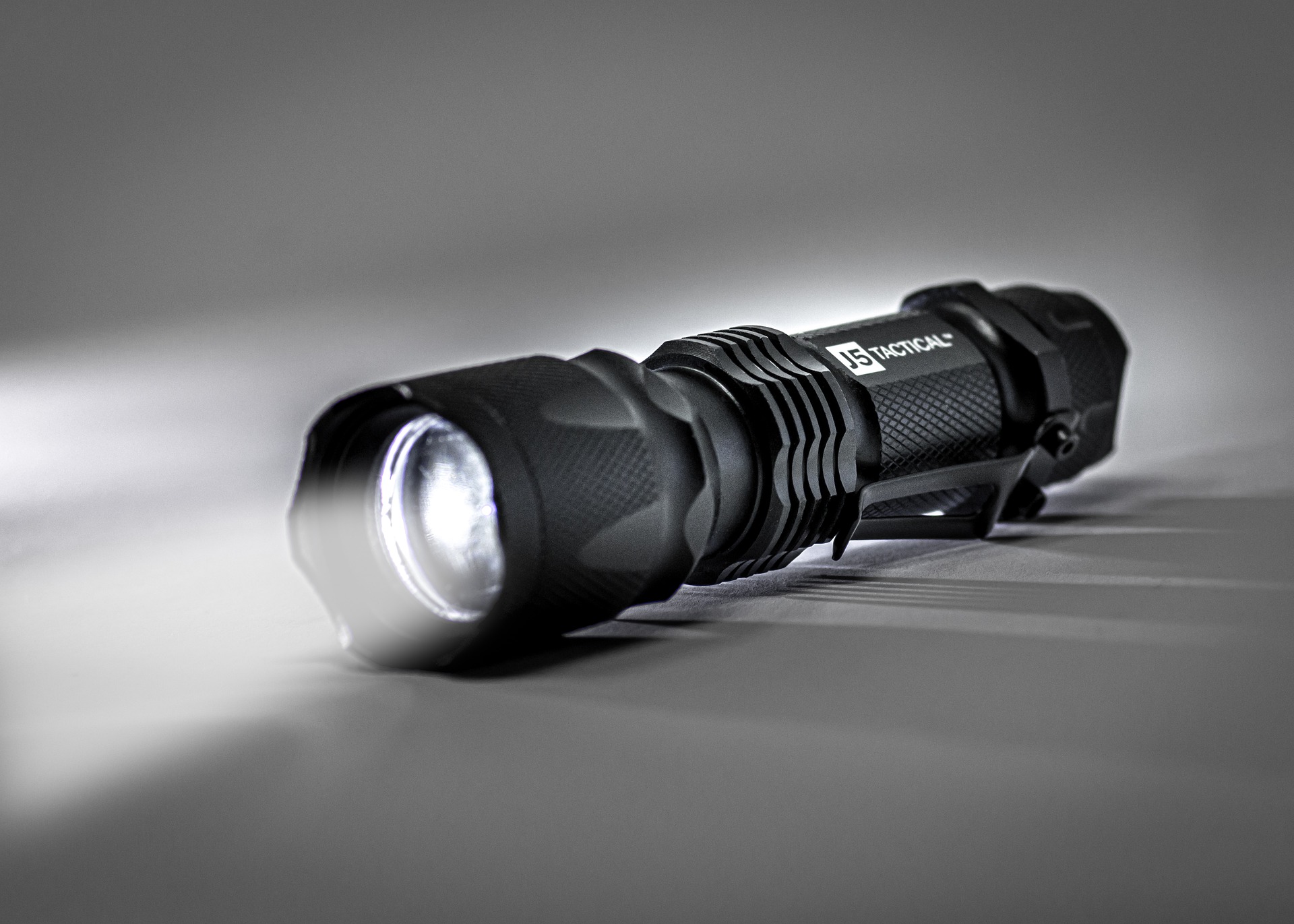 Taktische Taschenlampen zur Selbstverteidigung? | Securityszene.de